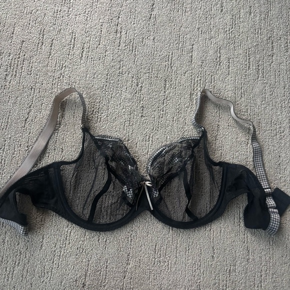 Freya | Intimates & Sleepwear | Freya 34f Uk Black Lace Bra | Poshmark